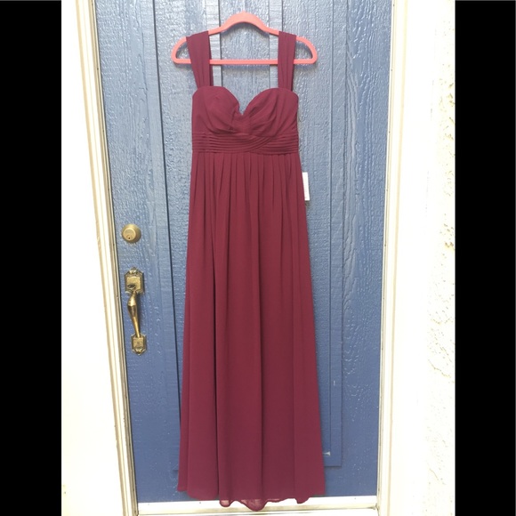 Lulus | Dresses | Lulus Off The Shoulder Chiffon Maxi Burgun | Poshmark